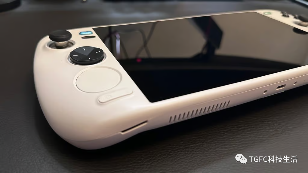 Ayaneo KUN Review: A High-Performance Large-Screen Handheld Console ...
