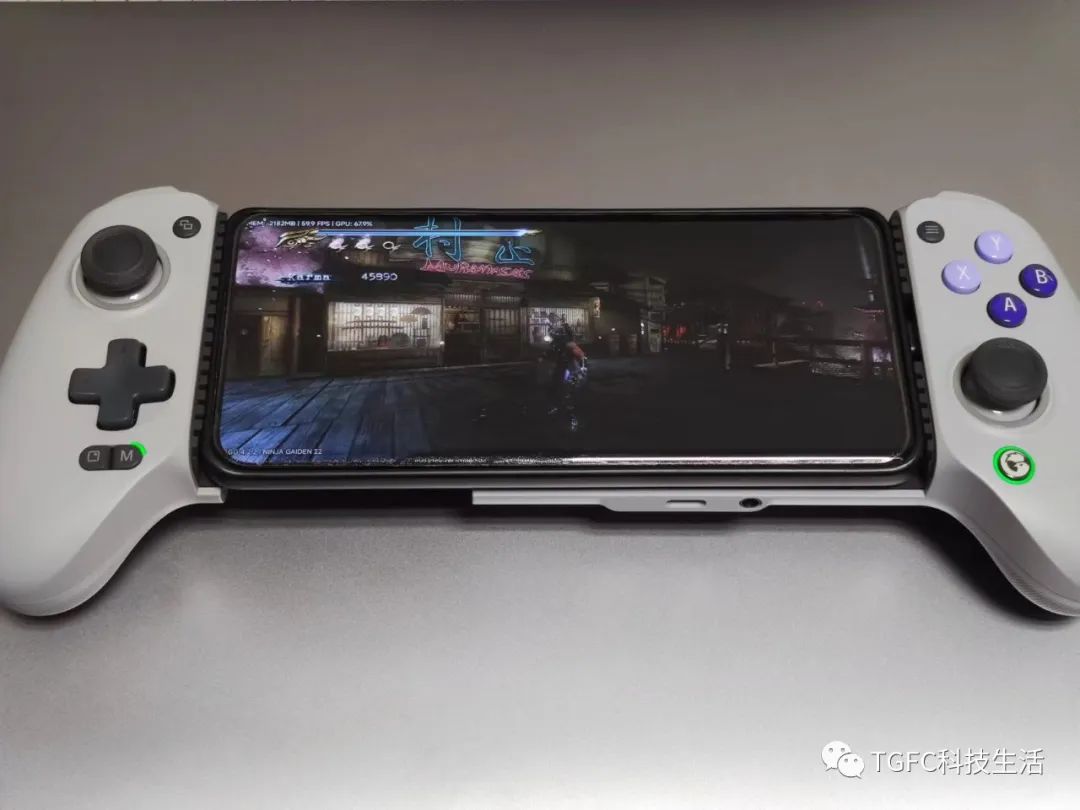 Review of G8 Stretchable Game Controller for Smartphones – TGFC Lifestyle